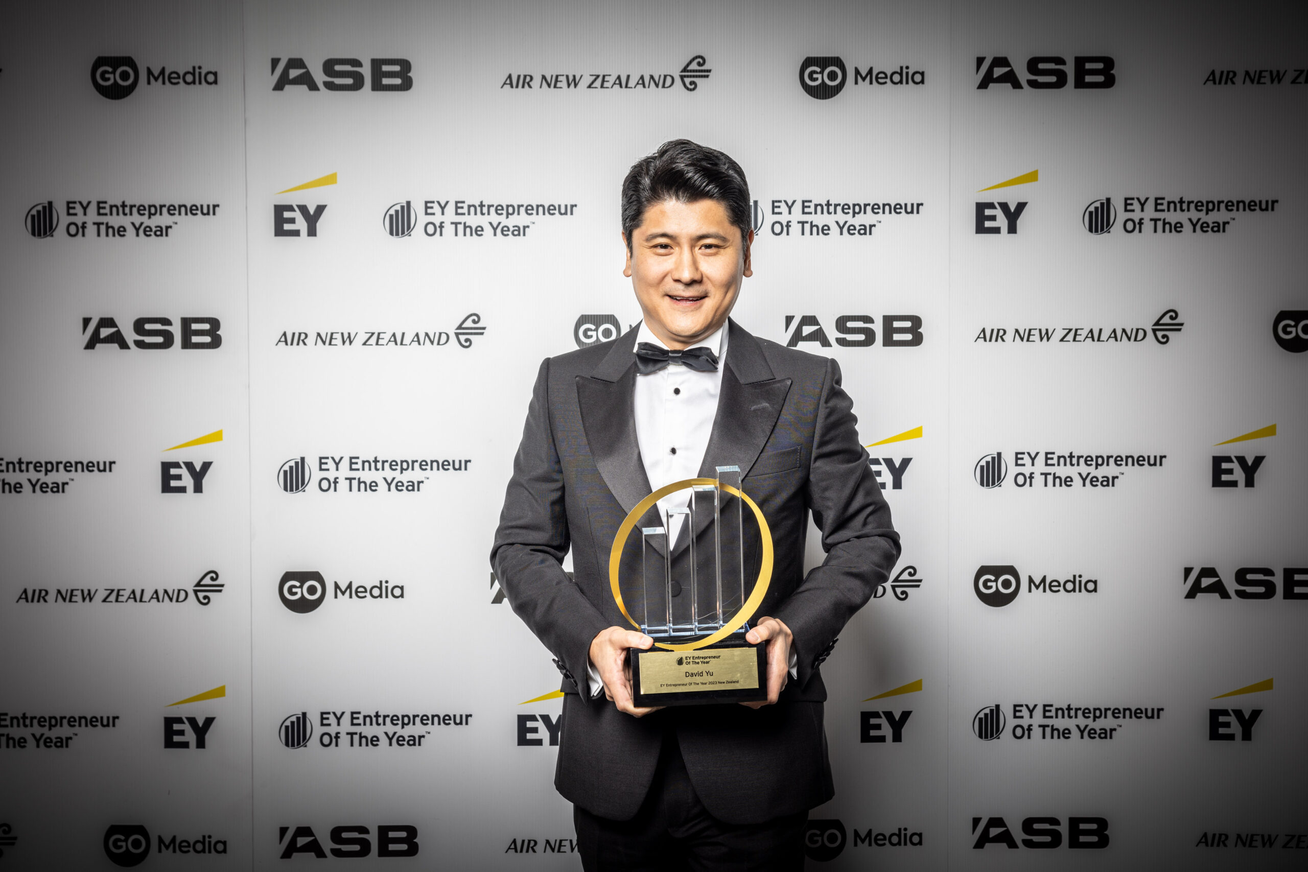 VeVe creator announced as 2023 EY Entrepreneur of the Year - Idealog