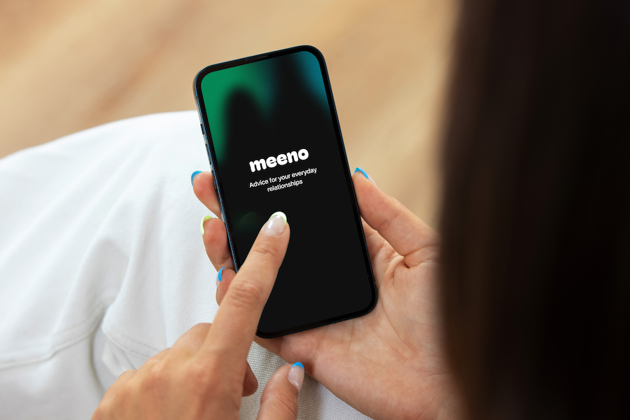 Ex-Tinder CEO launches AI relationship advice app in NZ, Aus and ...